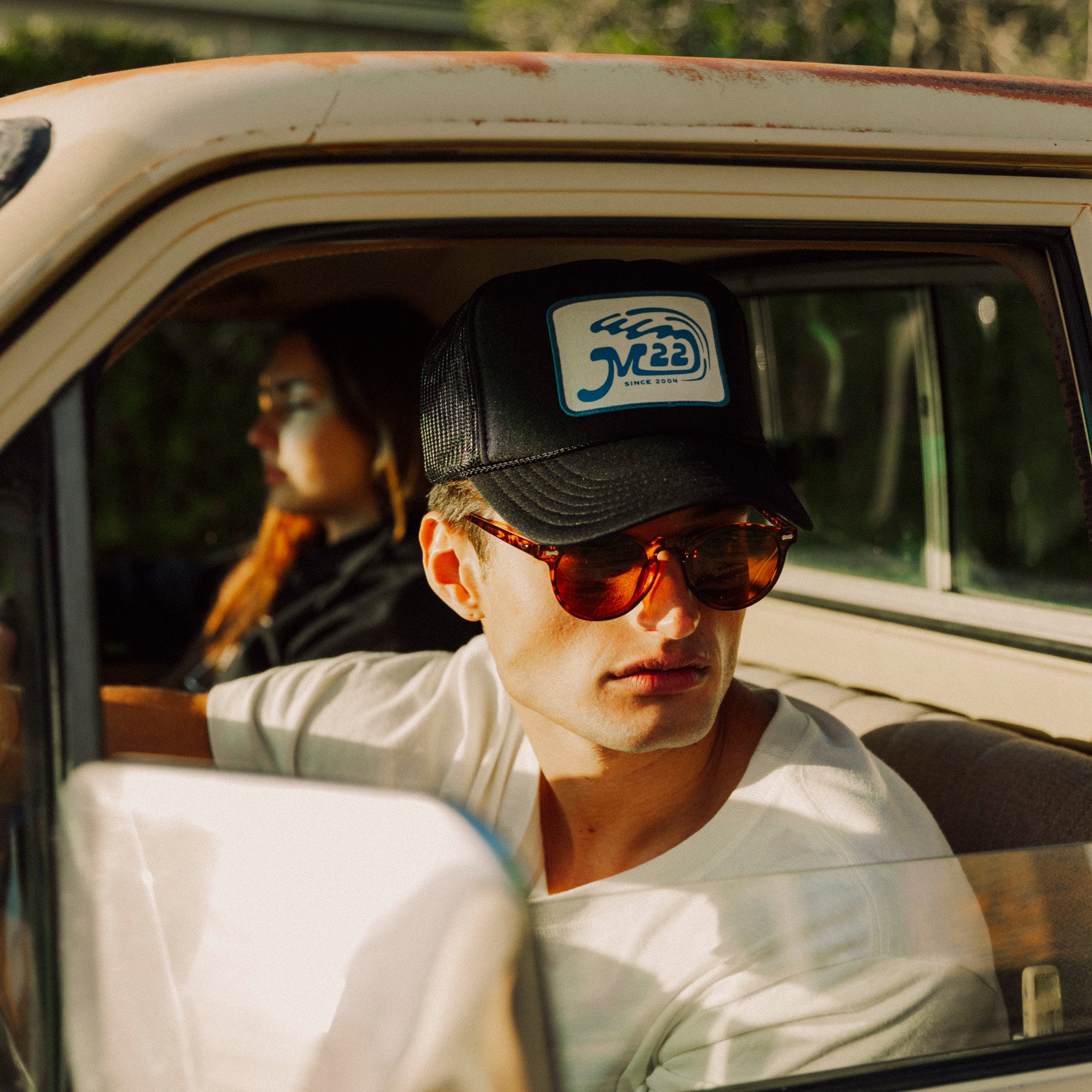 WAVERIDER TRUCKER HAT – M22